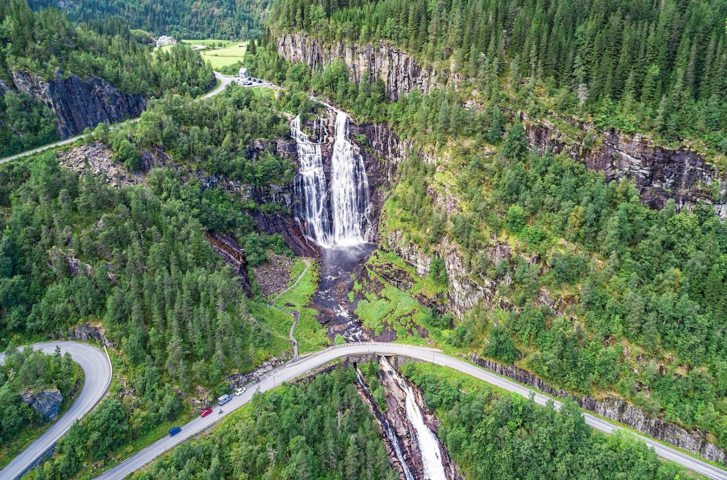Bratte Fossen - Norway Excursions